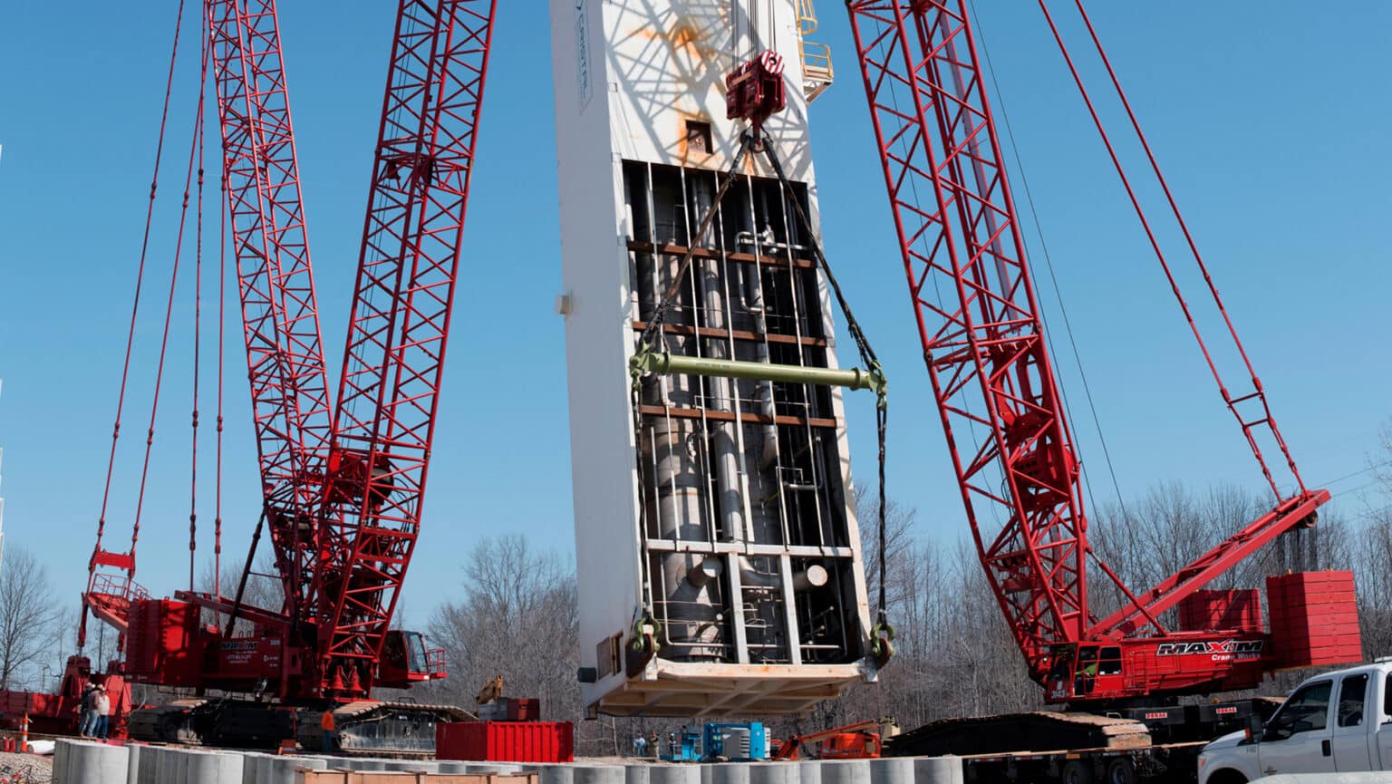 A Guide to 7 Key Parts of a Construction Crane