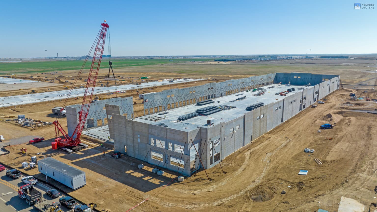 How Crawler Cranes Accomplish The Heavy Lifting